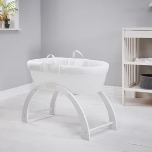inside moses basket